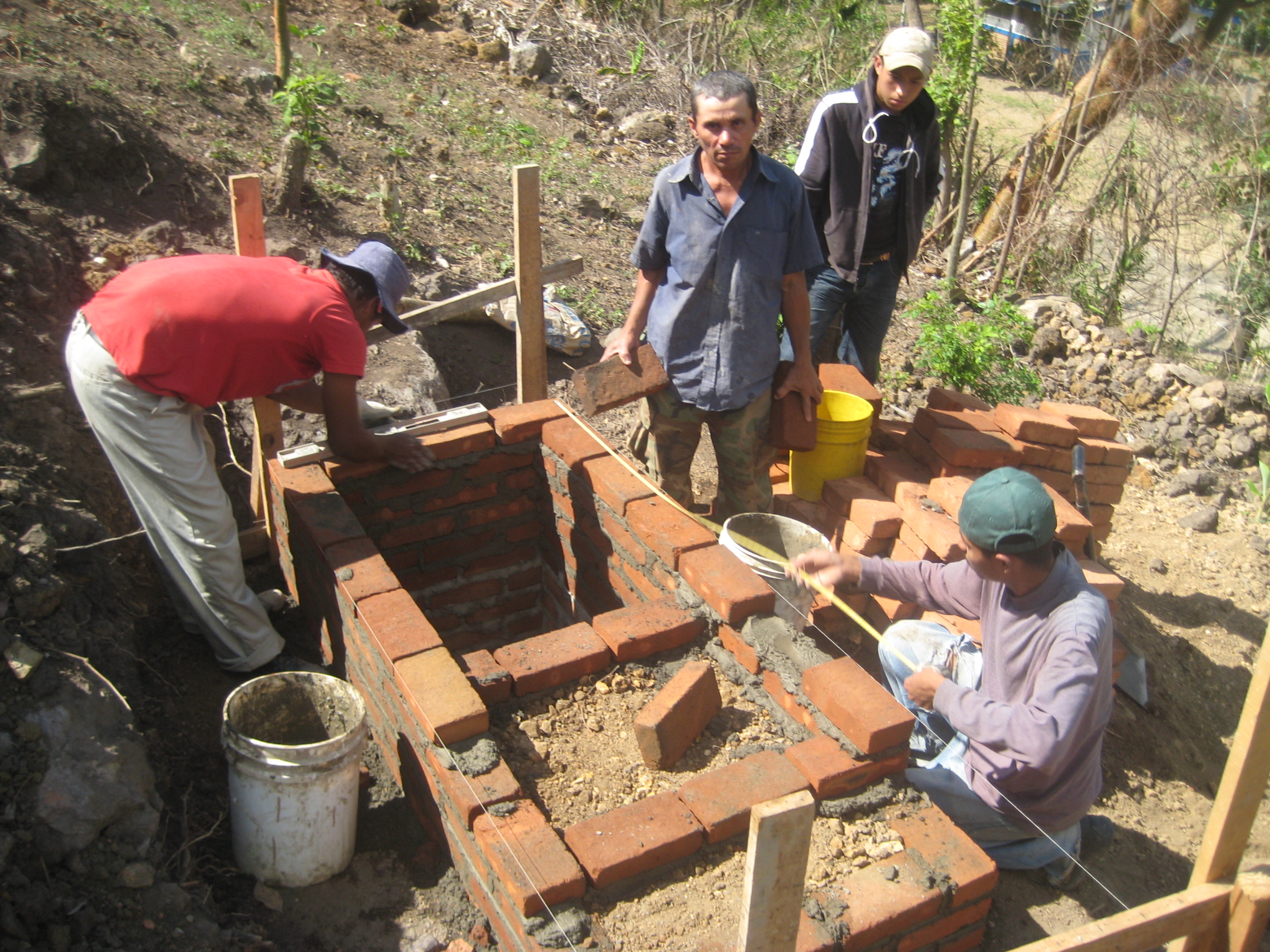 Construcción de Letrinas (Original)